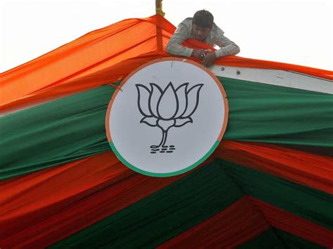 3 राज्यों में चुनाव जीतने के बाद Bjp के 10 सांसदों ने दिया लोकसभा में