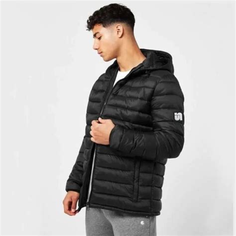 Mengenal Perbedaan Jaket Dacron Vs Bulu Angsa Weva Garment