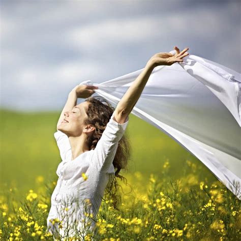 8 Tiny Traits Of People Who Age Incredibly Well Yourtango