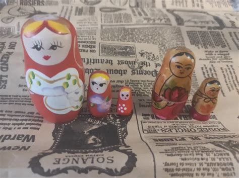 MATRYOSHKA POUPÉES GIGOGNES URSS Poupée russe Souvenir Fait à la main