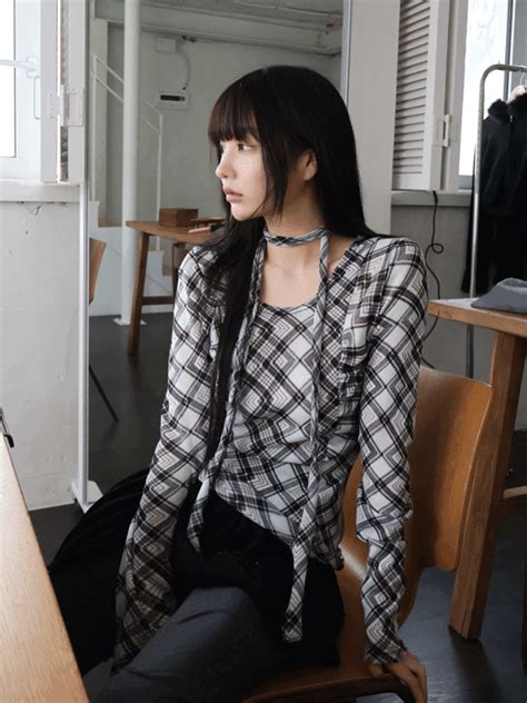 Check Scarf Set T Shirt 프롬뮤즈