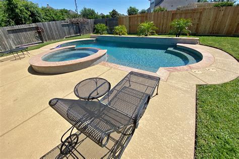 Ist Houston Decorative Coating Concrete Spray Deck
