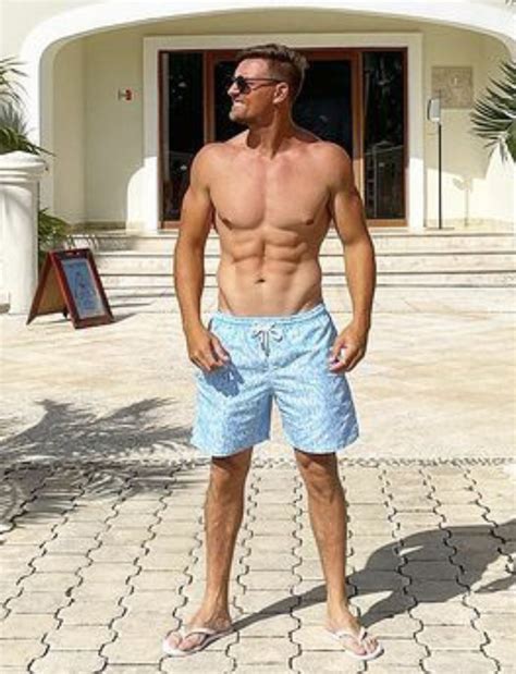 Diego Wantowskys Feet