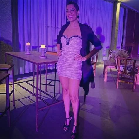 Erika Noelia Eriabalos • Threads Say More