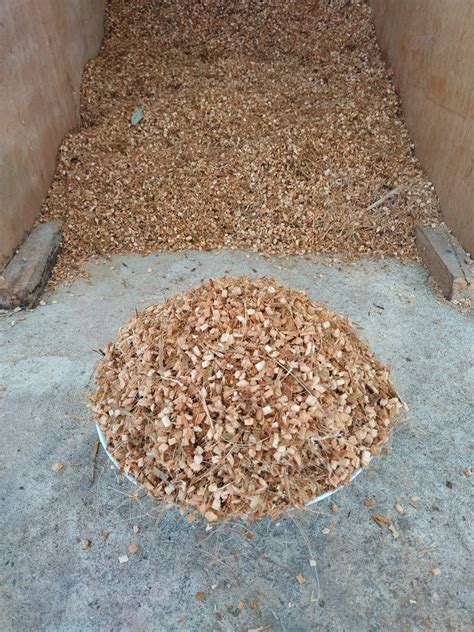 පොල් ලෙලි කැබලි සපයන්නෝ Kundasale