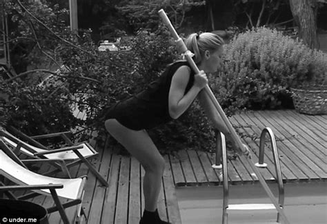 Wife Doing Chores Naked Xxx Porn