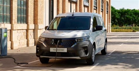 NISSAN NEW TOWNSTAR ELECTRIC TH Trucks Belgium