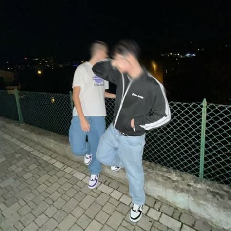 Alessandro Trevi Aletrevi • Threads Say More Alessandro Trevi Aletrevi • Threads Say More