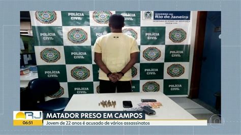 Vídeo Jovem De 22 Anos é Preso Em Campos Acusado De Ter Cometido