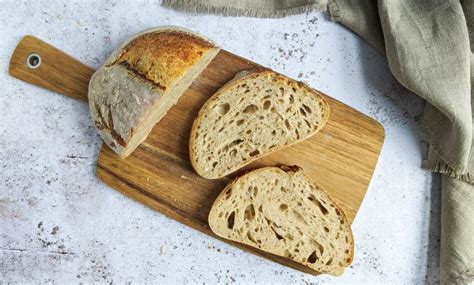 نان با خمیر ترش تاریخچه، خواص و طرز تهیه گرین اسپرت