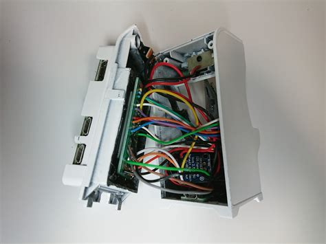 ブラウン管至上主義 Tiny Arcadeの筐体にraspberry Piを組み込む その2