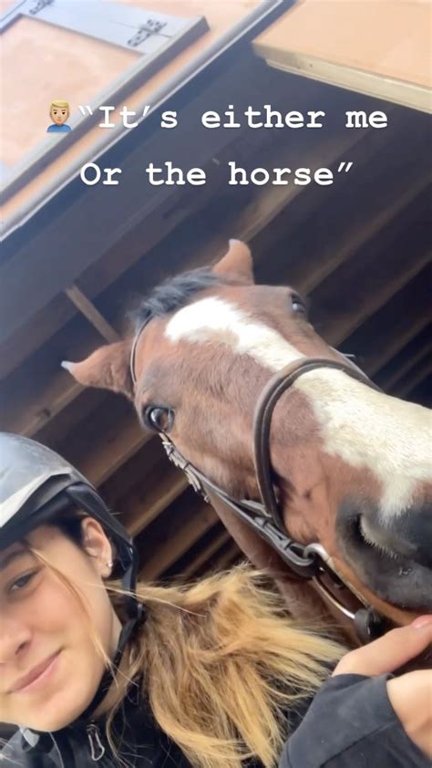 Olivia Simonetti Oliviasimonetti • Instagram Photos And Videos