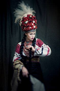 Украинская сорочка | Folk fashion, Ukrainian women, Women