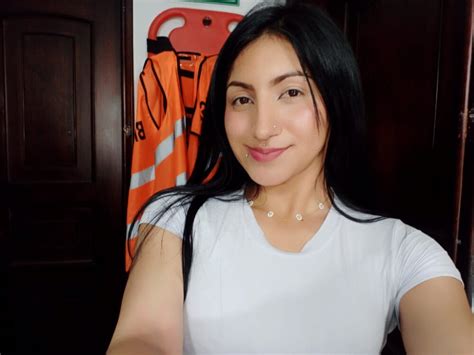 Rachelwalker Webcam Model Profile Superchatlive