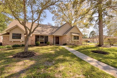 406 Old Bayou Dr Dickinson Tx 77539 Redfin