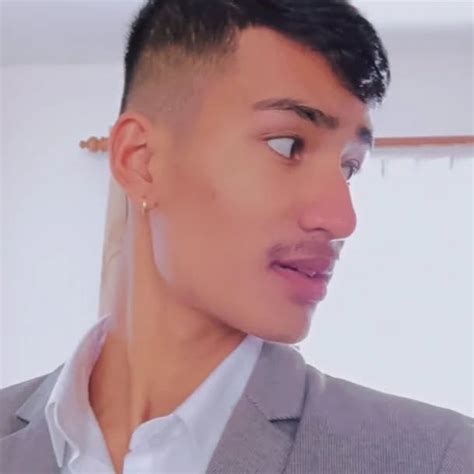 diamond bhandari daimond bhandari77 threads say more