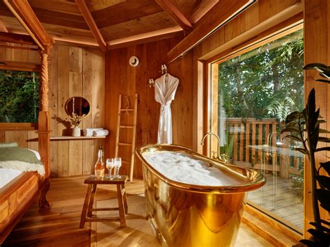 Luxury Getaways UK Tree House Holidays Holiday Lettings UK