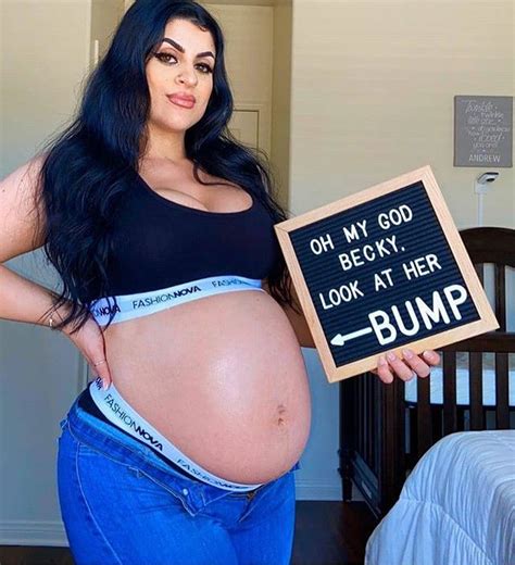 Pin By Nauvari Kashta Saree On Pregnant Beauties Fashion Nova Women