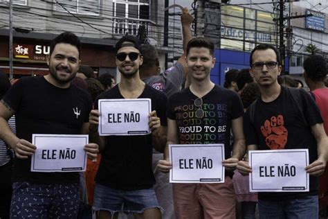 Alunos De Fotografia Fazem Experimento Na Manifestação Do Elenão