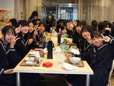 今日のお昼休み（425）｜金蘭会高等学校・中学校
