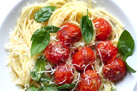 Easy Burst Tomato Pasta 15 Minutes Carbgirl