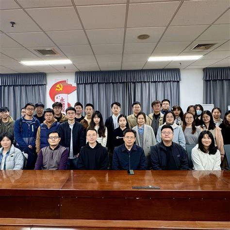 武汉大学知识产权与竞争法研究所第十六期博士研究生学术沙龙顺利举行制度汇报罗智