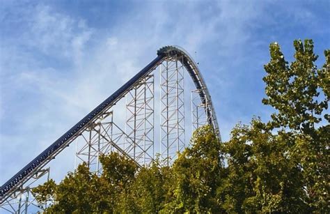 Go 93 Miles Per Hour On Millennium Force At Cedar Point Americas Top