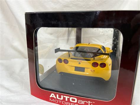 fs autoart 1 18 c6r z06 plain version velocity yellow nib