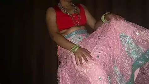 Superhot Sexy Desi Bhabhi Spanking Her Big Ass Very Hard Desi