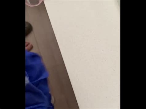Masturbandome con los calzones de mi esposacon puro olor a su vagina y si anó XVIDEOS