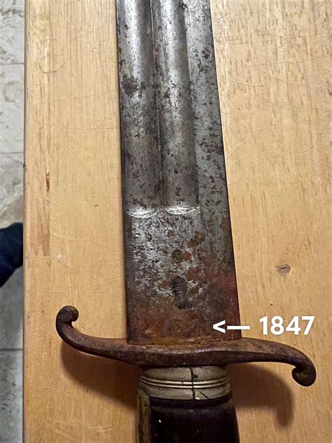 Can someone please help me identify what this is? : r/SWORDS