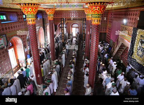 Srinagar Indian Controlled Kashmir 10th June 2016 Kashmiri Muslims