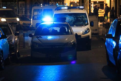Teška saobraćajna nesreća sinoć u Stanovu U sudaru pet automobila povređeno osmoro ljudi