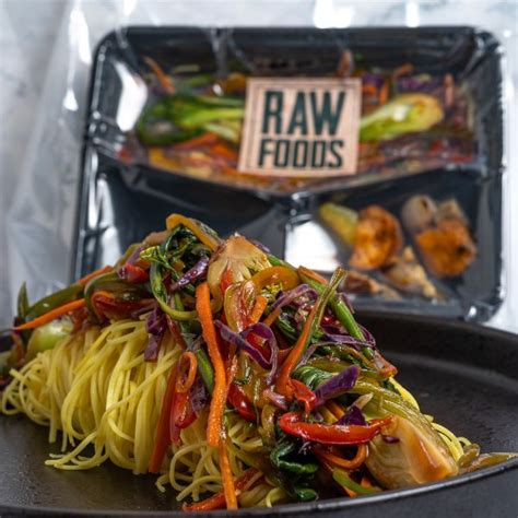 Vegetable Stir Fry Noodles Raw Foods Dxb