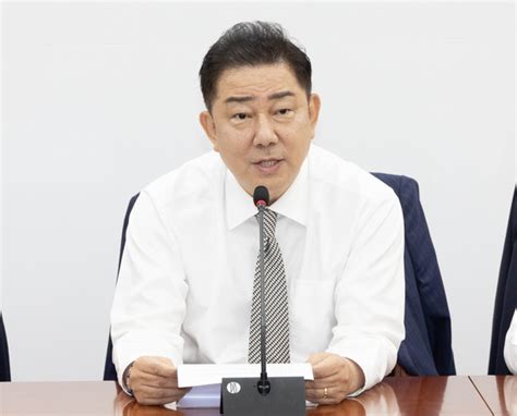 박범계 안돼 청래보단 찬대…집권여당 돼도 극성 개딸 몸살