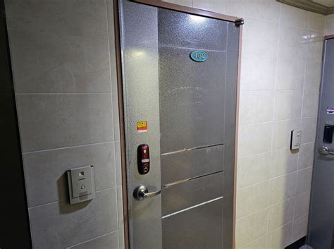 삼삼엠투 부산 동구 초량동 원룸 단기임대 부산역가성비첼로402