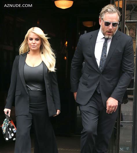 Jessica Simpsons Pokies In Black Top In New York Aznude