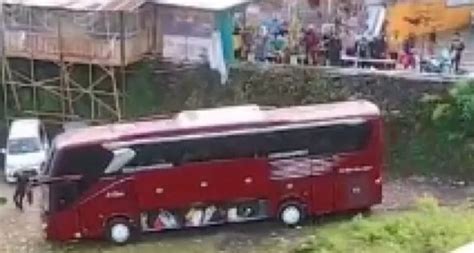 Knkt Ungkap Temuan Kasus Kecelakaan Bus Masuk Jurang Di Guci Tegal