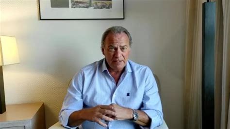 Bertín Osborne estalla contra un Youtuber Eres un sin vergüenza
