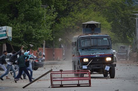 Un Rights Chief Calls For Probe Into Held Kashmir Abuses The Muslim
