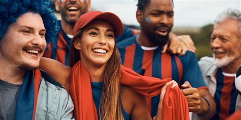 Sly Ways To Be The Kind Of Girl All Guys Want The Romance Code Yourtango