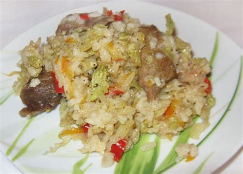 Тушеная савойская капуста с говядиной и рисом