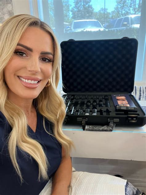 Meet Colie Bailey Canvasrebel Magazine