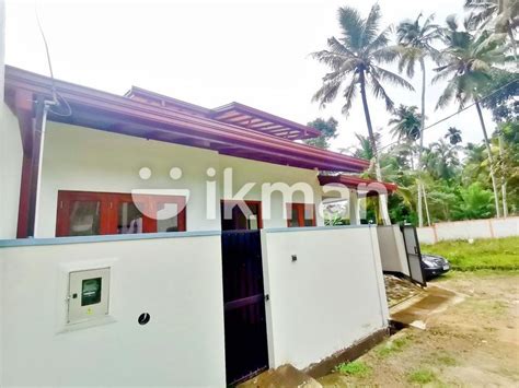 New Two Storey House In Kahathuduwa Ikman