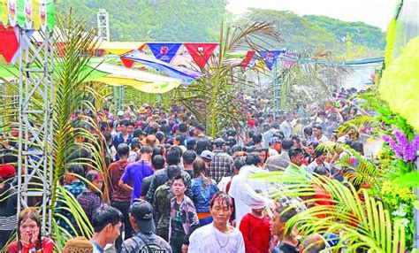 သင်္ကြန်အတက်နေ့တွင် နေပြည်တော်လမ်းလျှောက်သင်္ကြန်၌ အတာရေသဘင်ပွဲတော် န