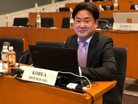 고령자·장애인 등 정보 취약 계층 접근성 제고해야 Zdnet Korea