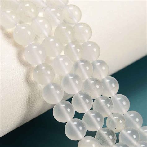 Млечен кварц мъниста естествен камък Аврора