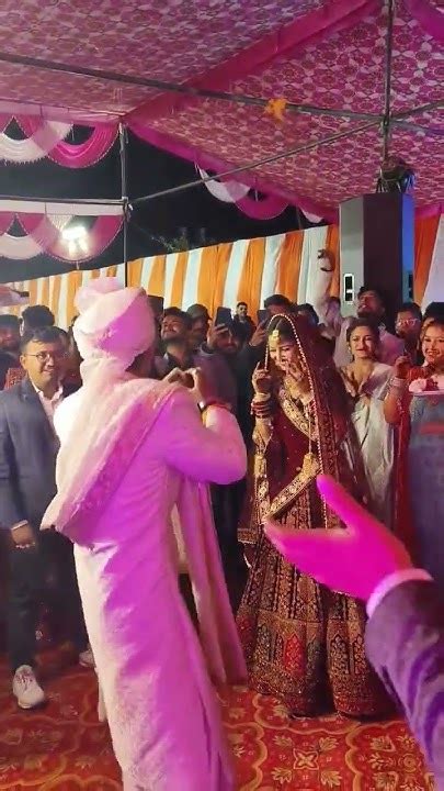 Sajan Ji Ghar Aaye Bollywood Song Viral Wedding Cupledance Viral