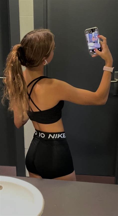 12 Nike Pros Ideas Nike Pros Nike Pro Outfit Nike Pro Shorts Outfit