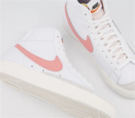 Nike Blazer Mid 77 Trainers White Atomic Pink White Hyper Crimson